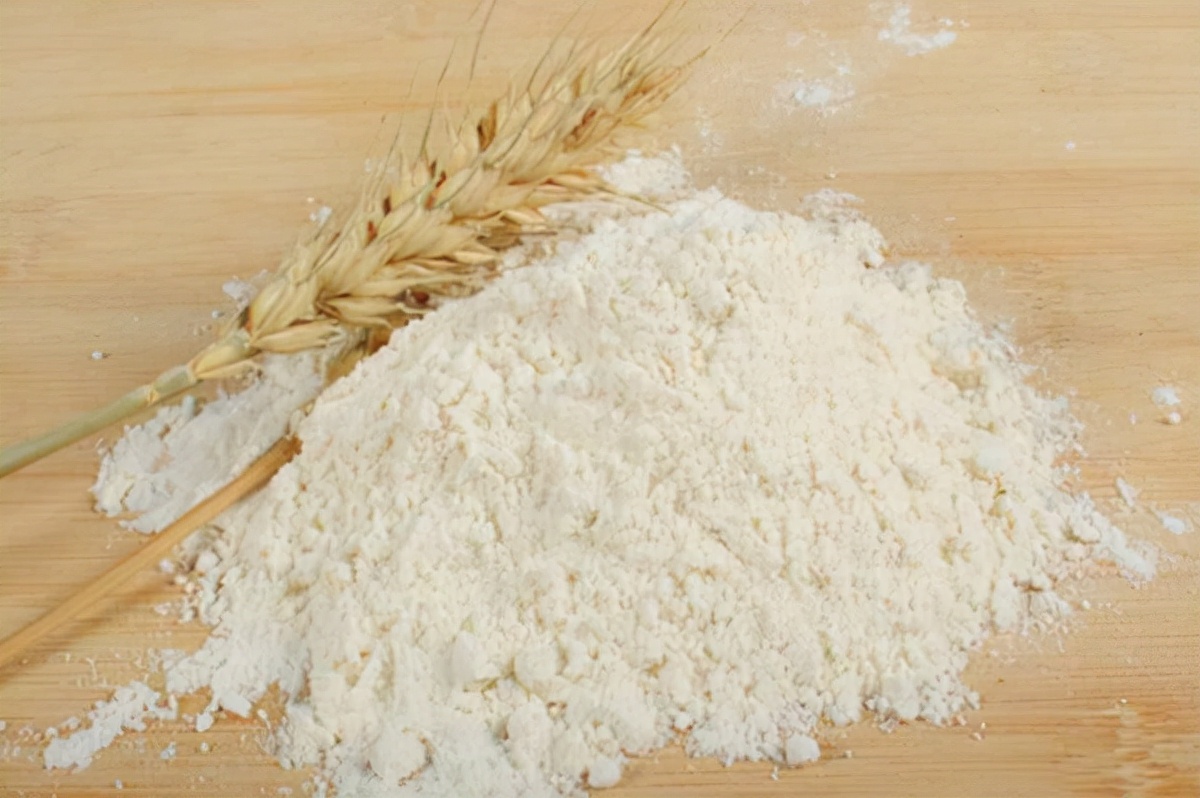 The same is flour, what is the difference between "wheat core powder ...