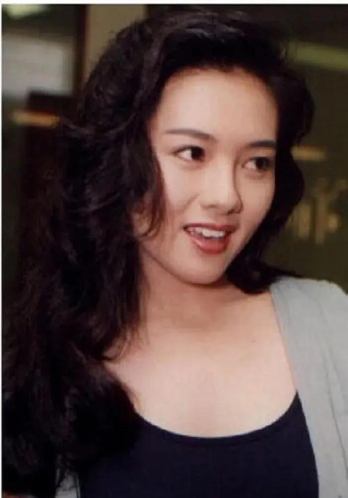 A generation of stunner Li Lizhen has a chaotic love history, and now ...