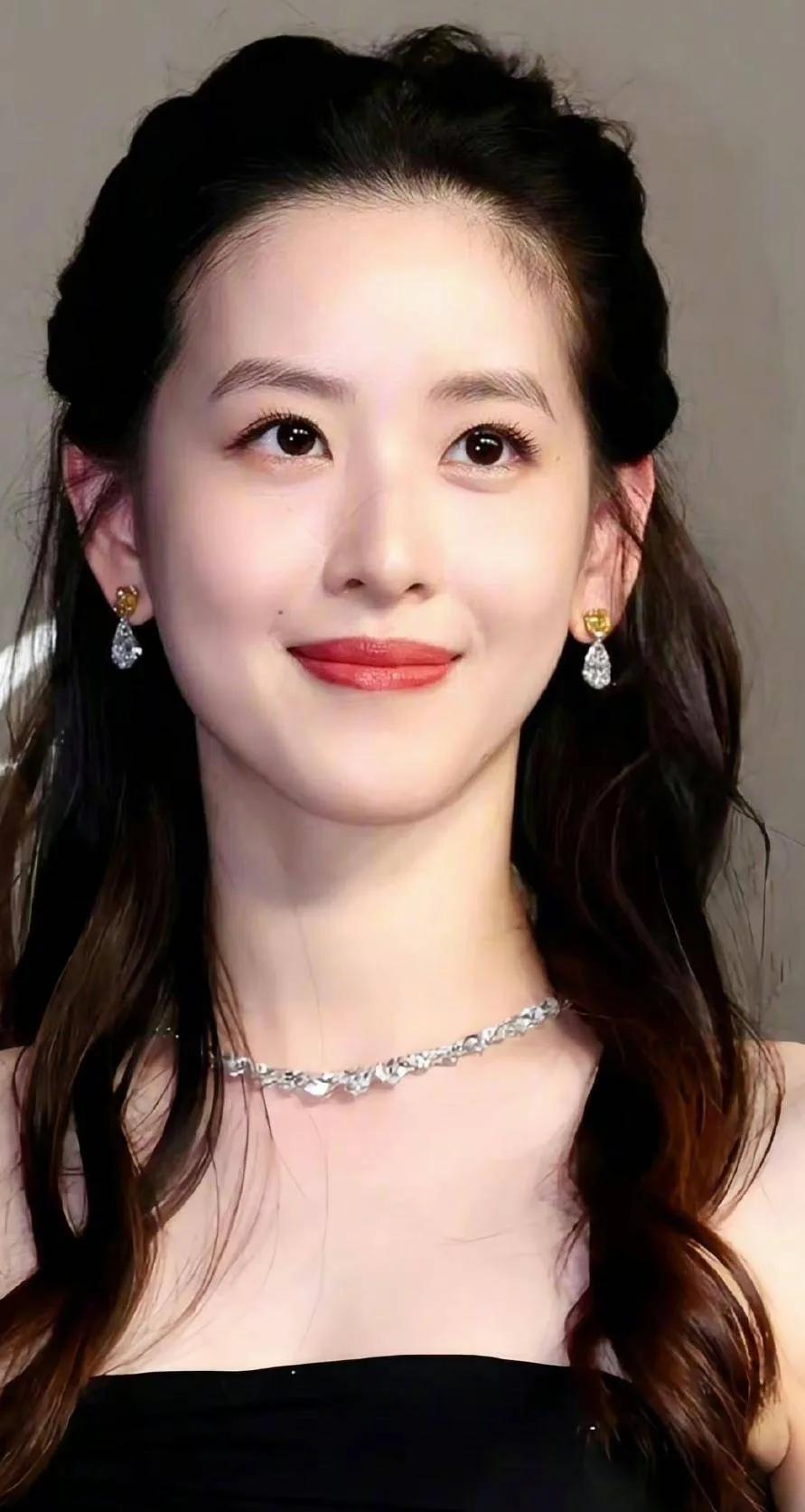 Zhang Zetian's confession about his family history and the exposure of ...