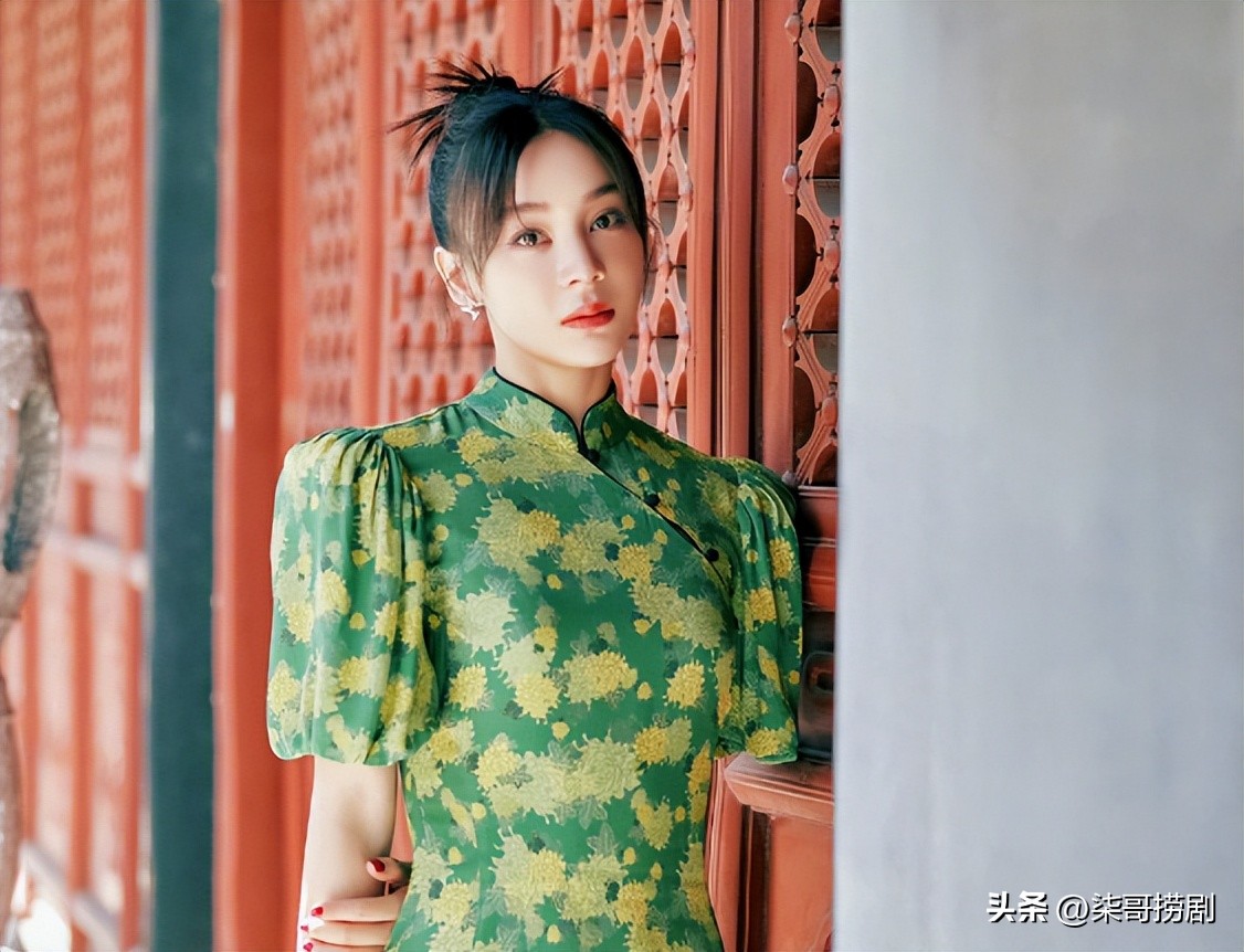 Yuan Shanshan's face is stiff and her mouth is crooked, and she was ...