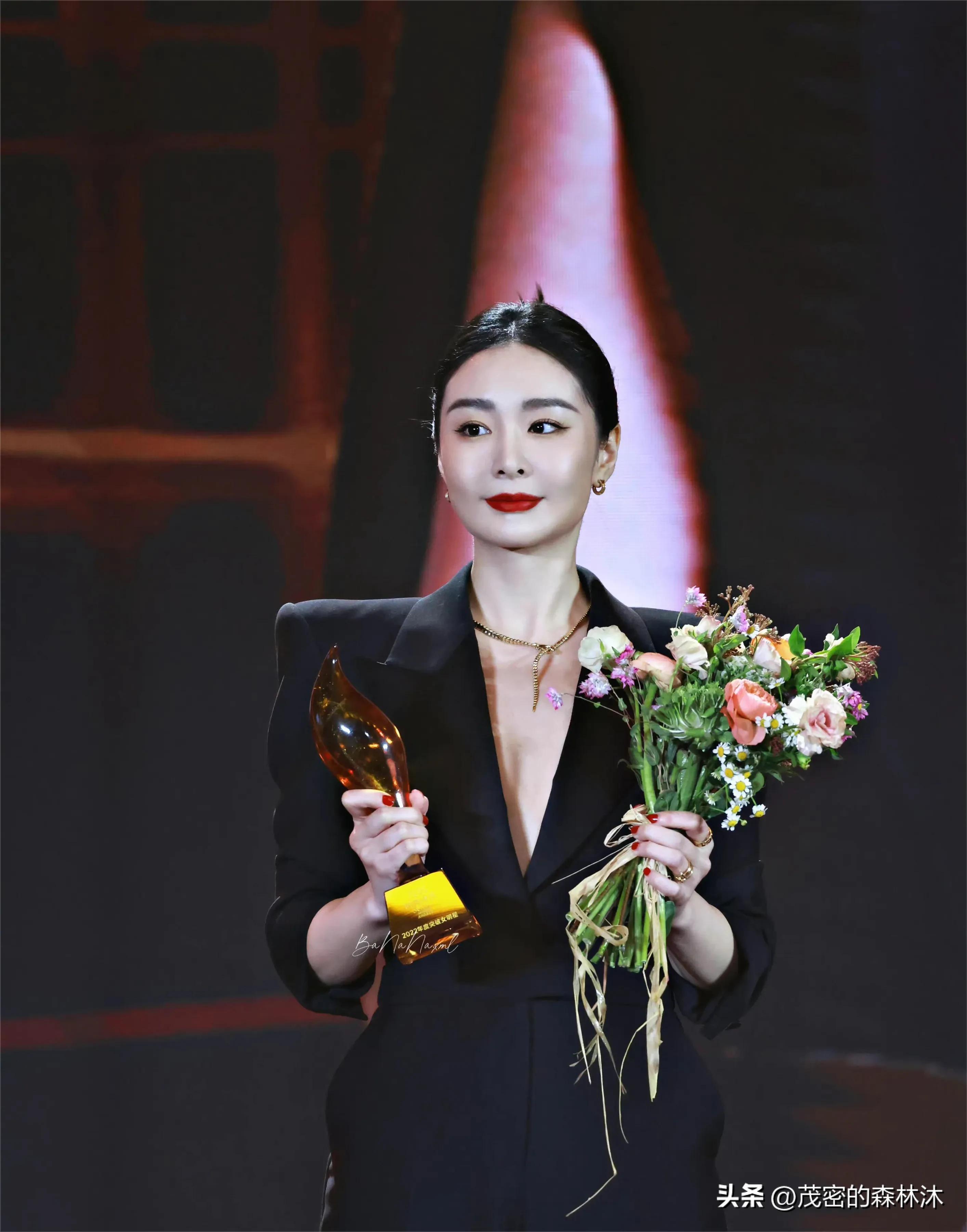 I like the "sister-in-law" played by Gao Ye, but Wu Hongmei played by ...