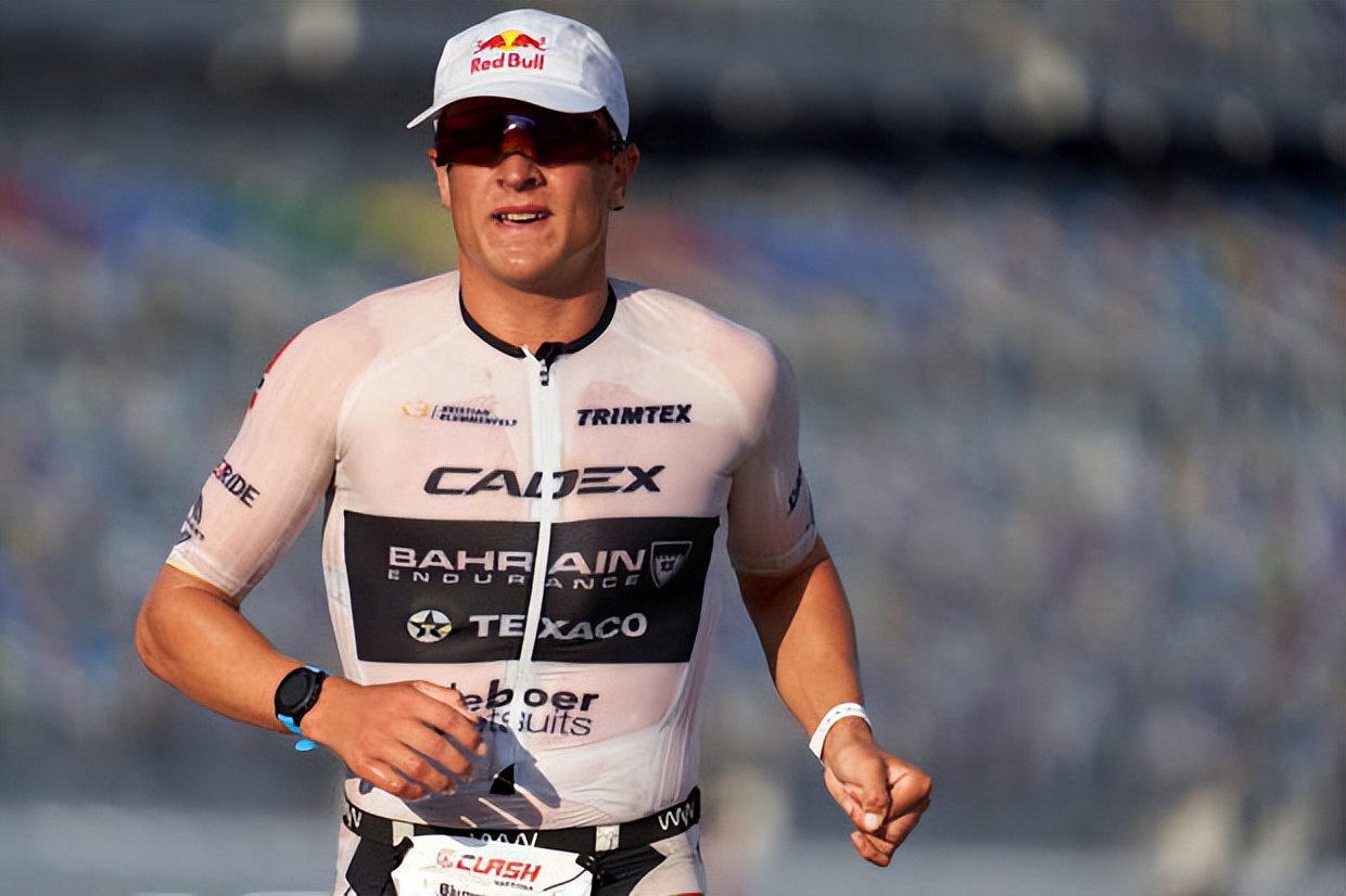 IRONMAN KONA Aiden breaks record and wins Miao Hao's age group ...