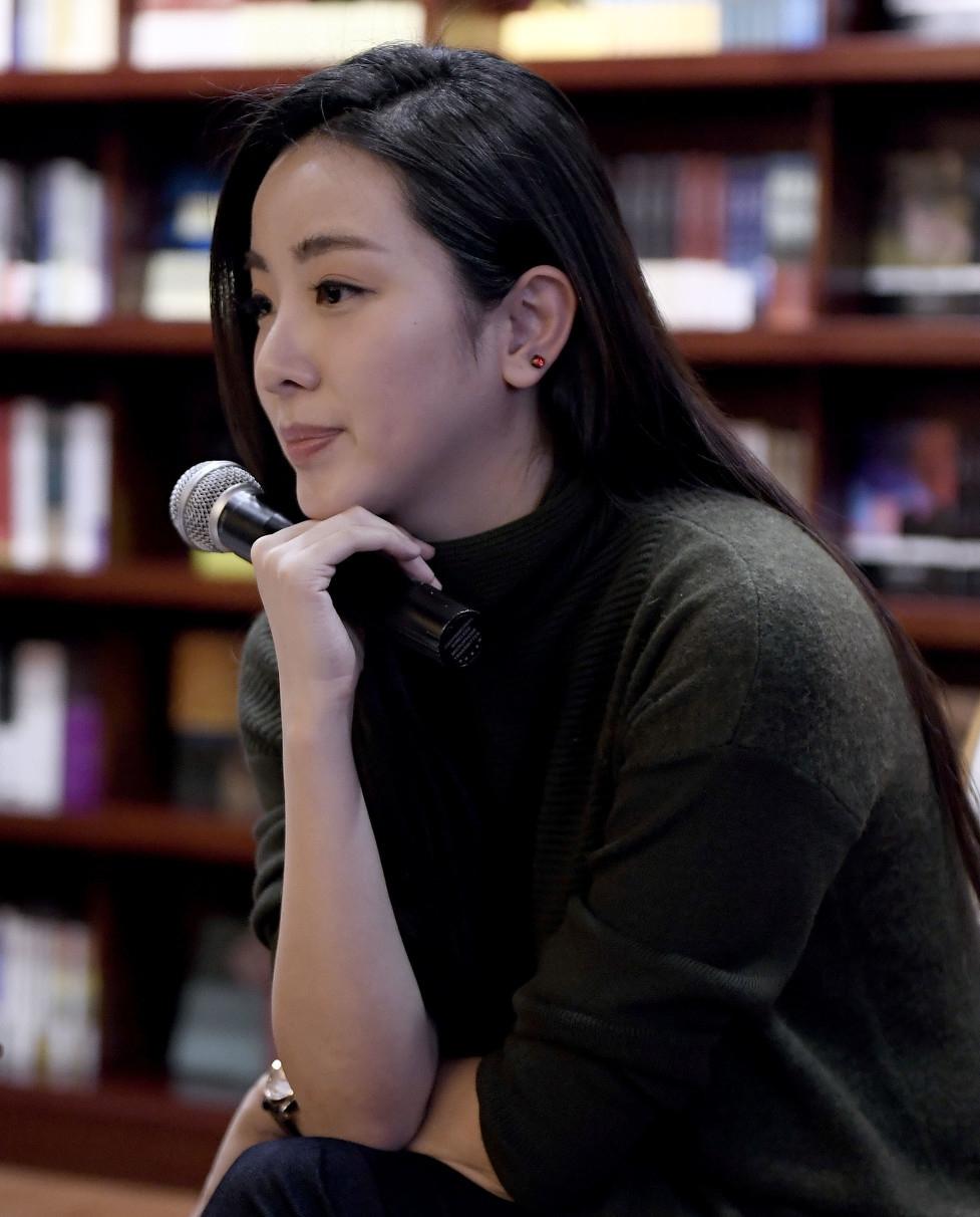 Li Sisi suddenly posted an article, just 23 words exposed the truth ...