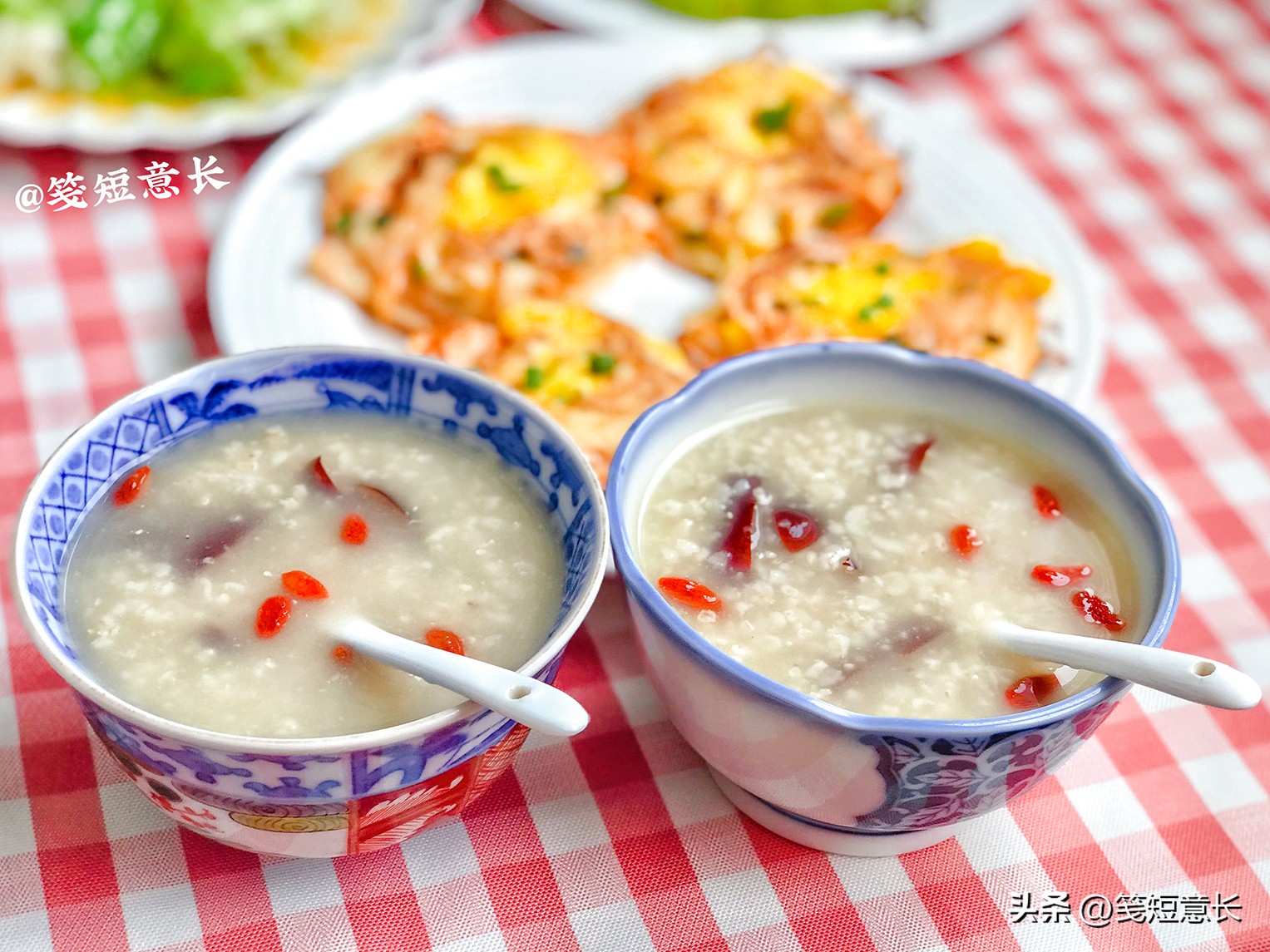 Dogs sweat a lot during dog days. Beijing mothers make nutritious ...