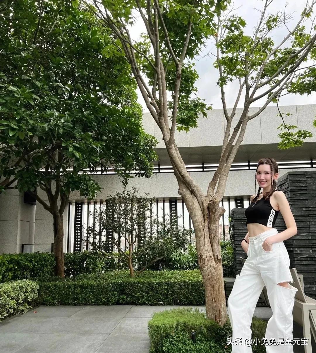 Lin Zhiying's wife, Chen Ruoyi, is worthy of being a model. She manages ...