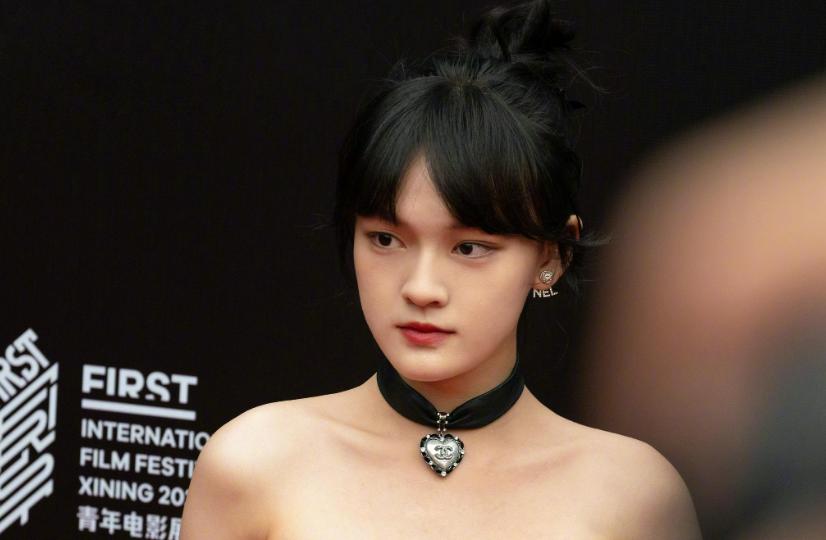 00 Huali Wenqi and Zifeng must be the most able to fight, and Jiang Yiyi, unfortunately lacks a ...