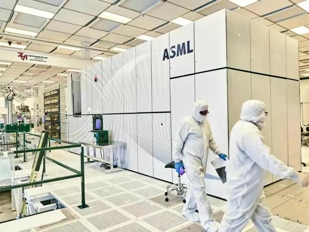 ASML, the world's largest lithography machine manufacturer, postpones ...