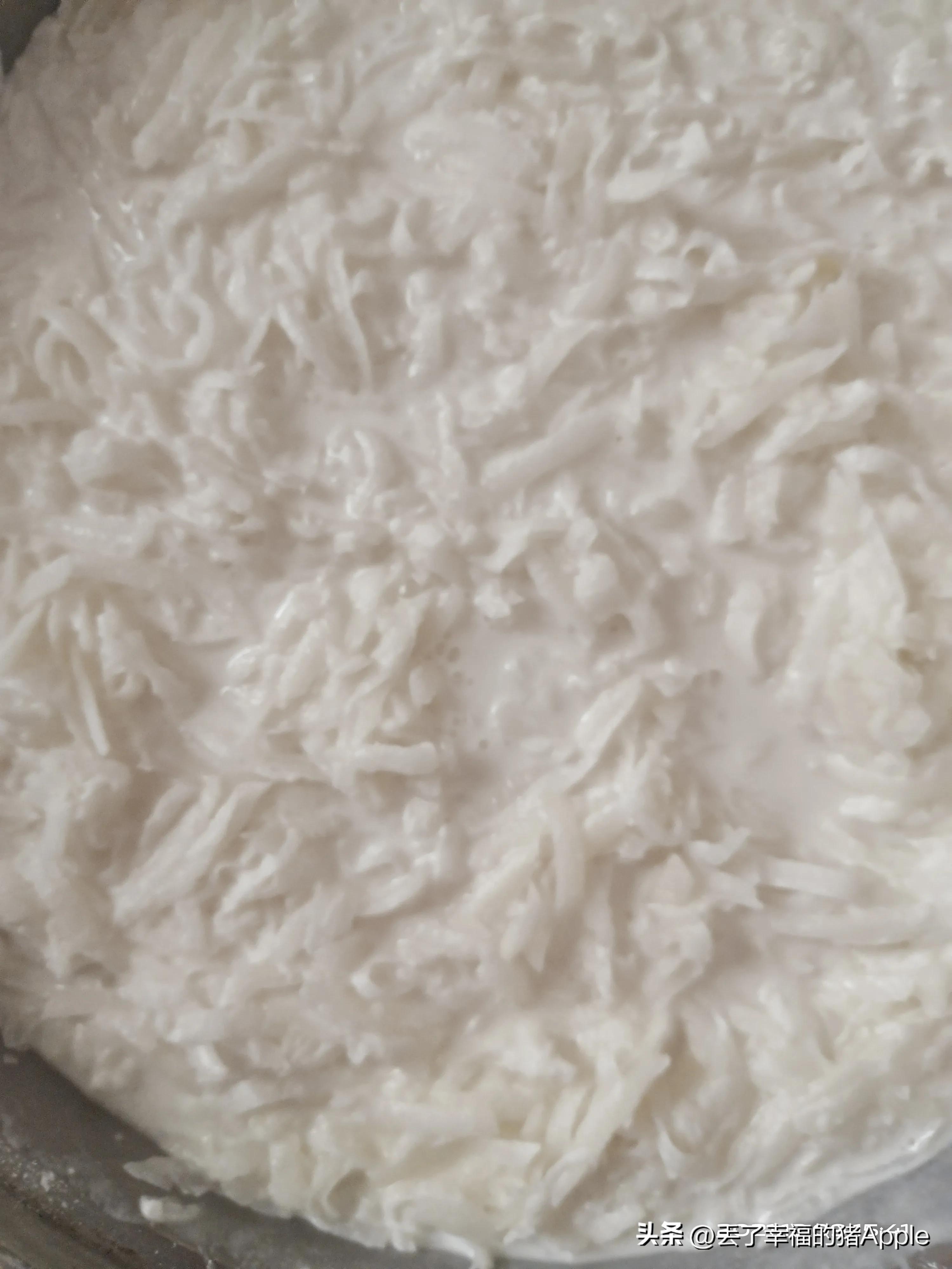 Homemade Cantonese-style radish cake: three catties of radish, one ...