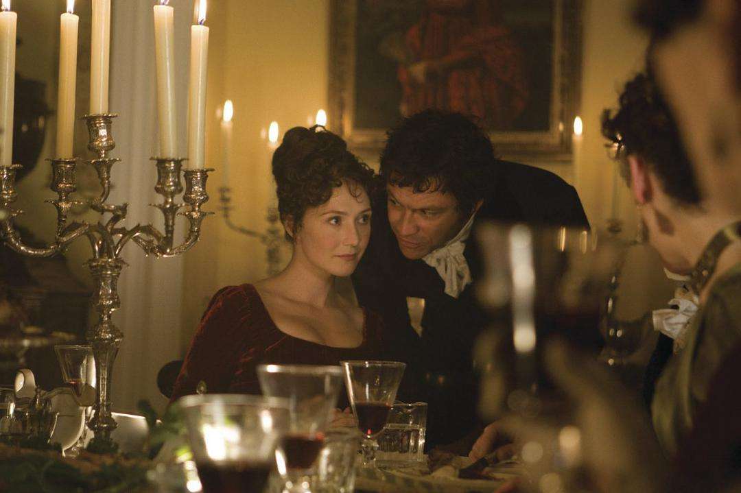 The actor of the red-robed girl Melisandre in the large-scale "Game of ...