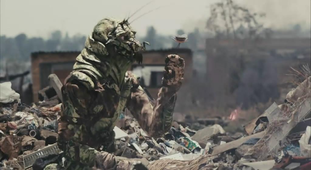 'District Nine': A Shocking Alien Escape - iMedia