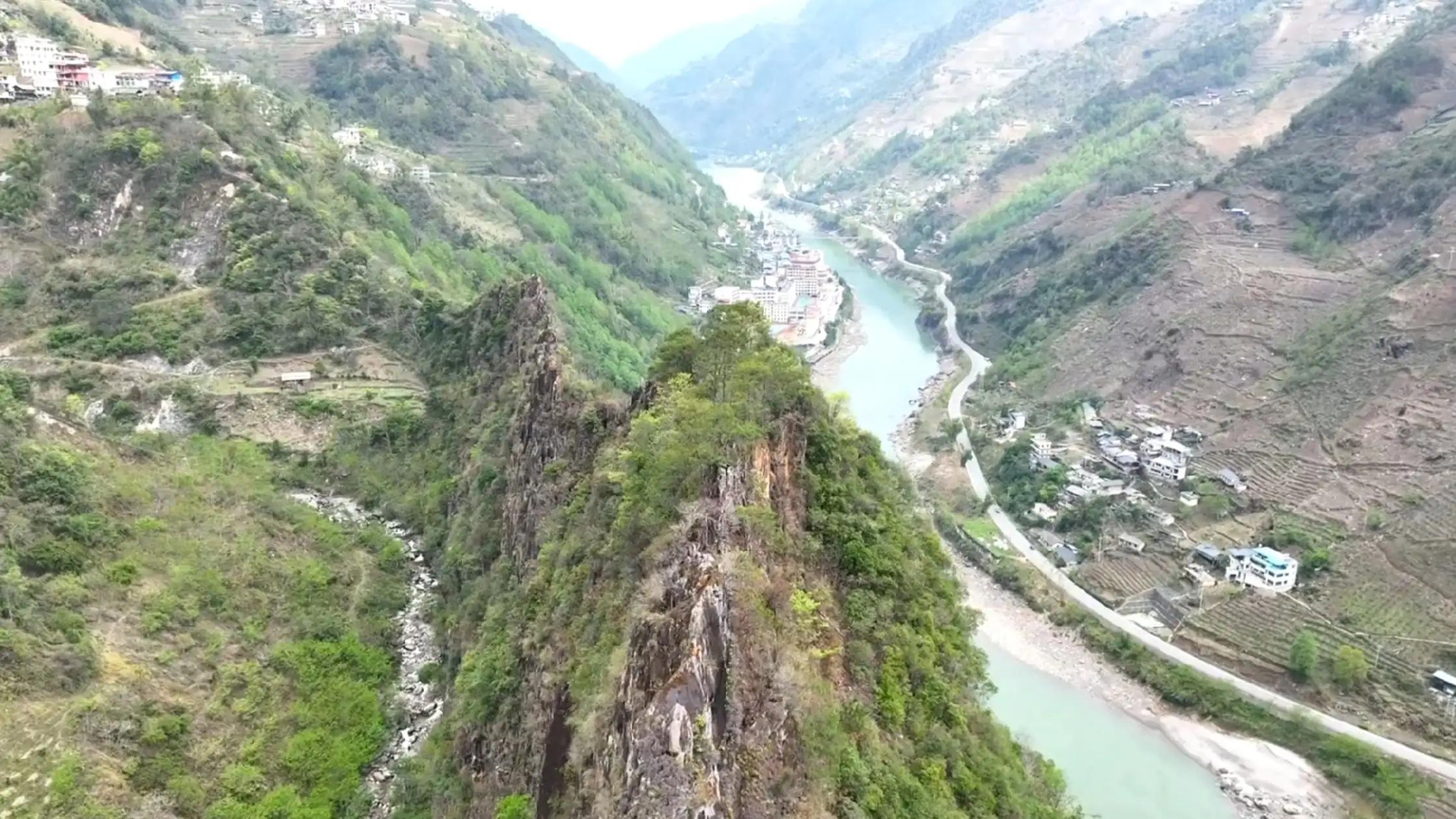 Nujiang Grand Canyon, one of the three largest canyons in the world ...