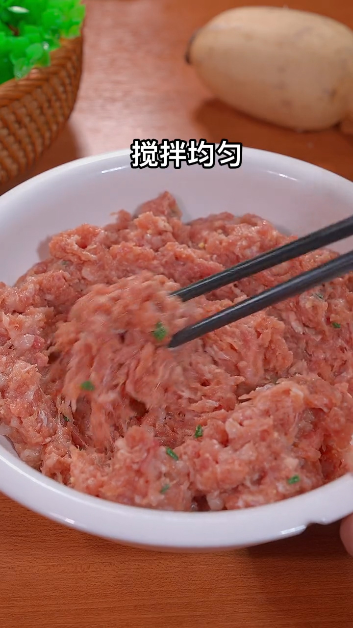 The secret to crispy and delicious fried lotus root box - iNEWS