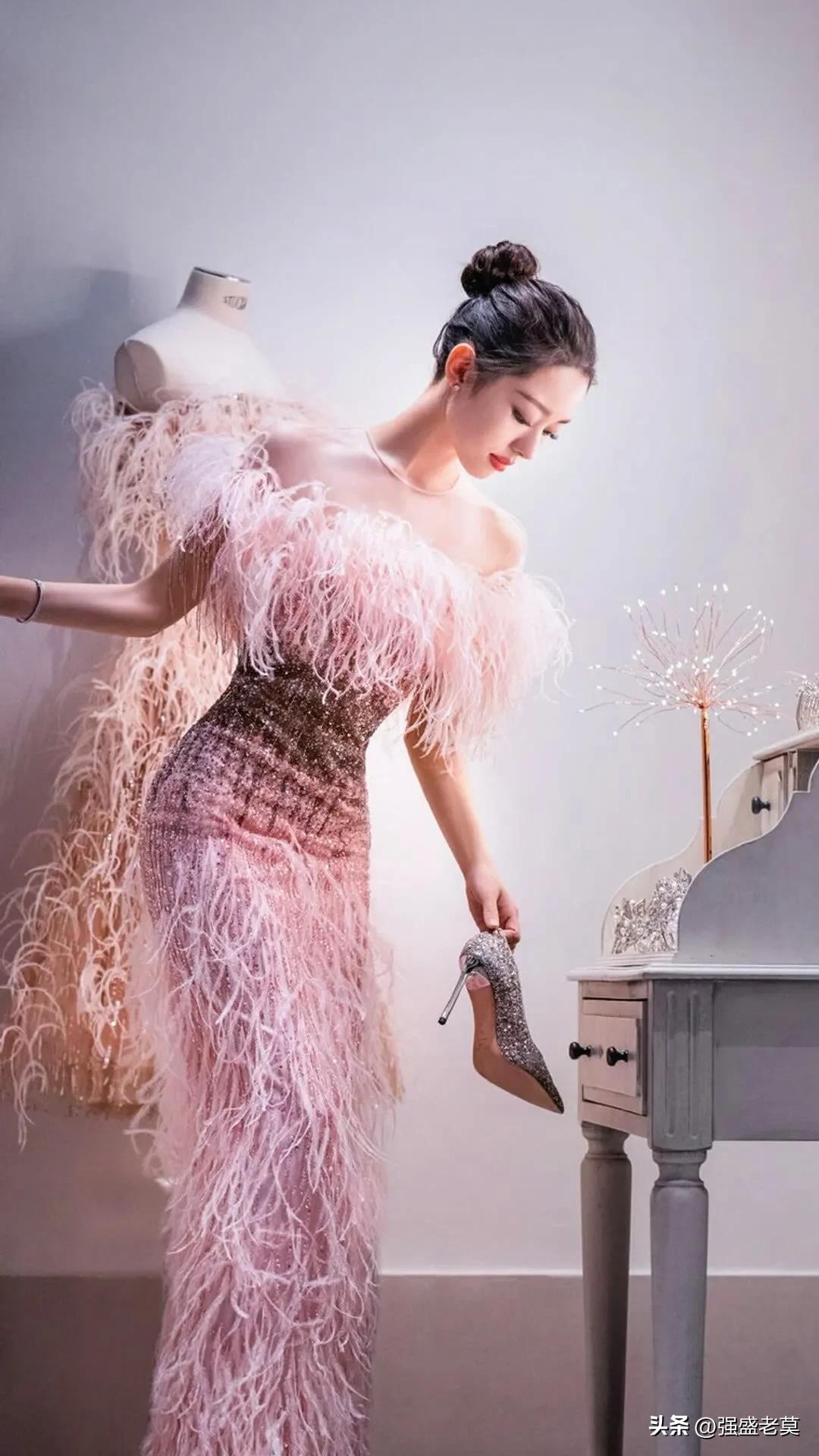 Gina Alice stunning photo shoot - iNEWS