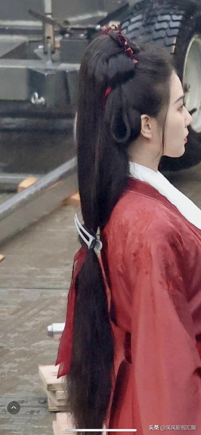 "One Thought of Guanshan" Liu Shishi is super beautiful in red, with ...