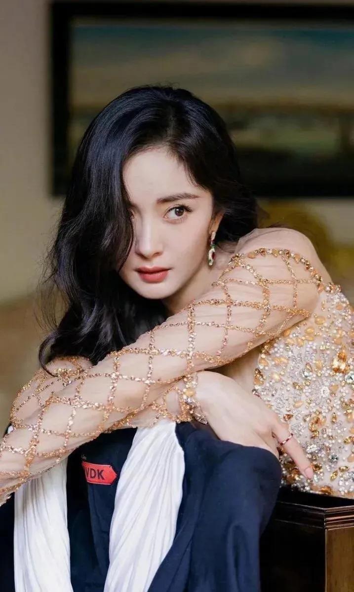 Yang Mi: sultry - iNEWS