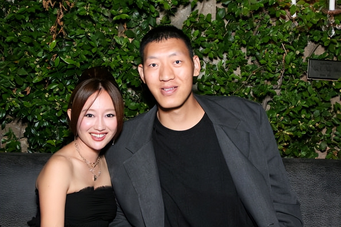 A recent photo of 2.36 meters of Sun Mingming's family, successful ...