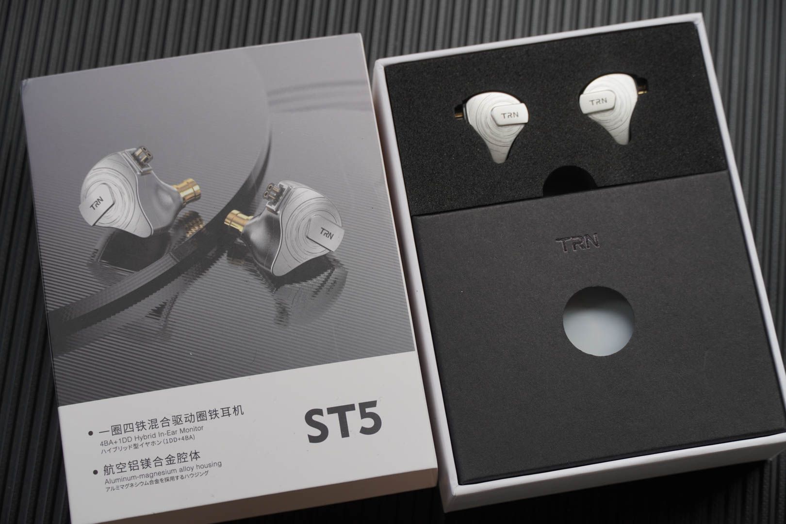 A lap of four irons, cost-effective - TRN ST5 headset experience - iNEWS