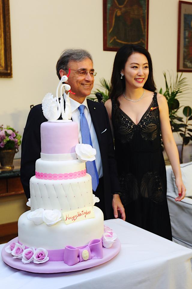 The mystery of Fu Xiaotian: This beauty is unusual! - iNEWS