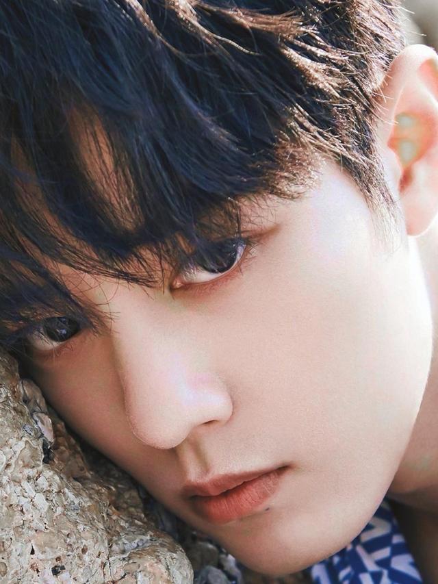 Xiao Zhan's elegant demeanor can be called a model in the entertainment ...