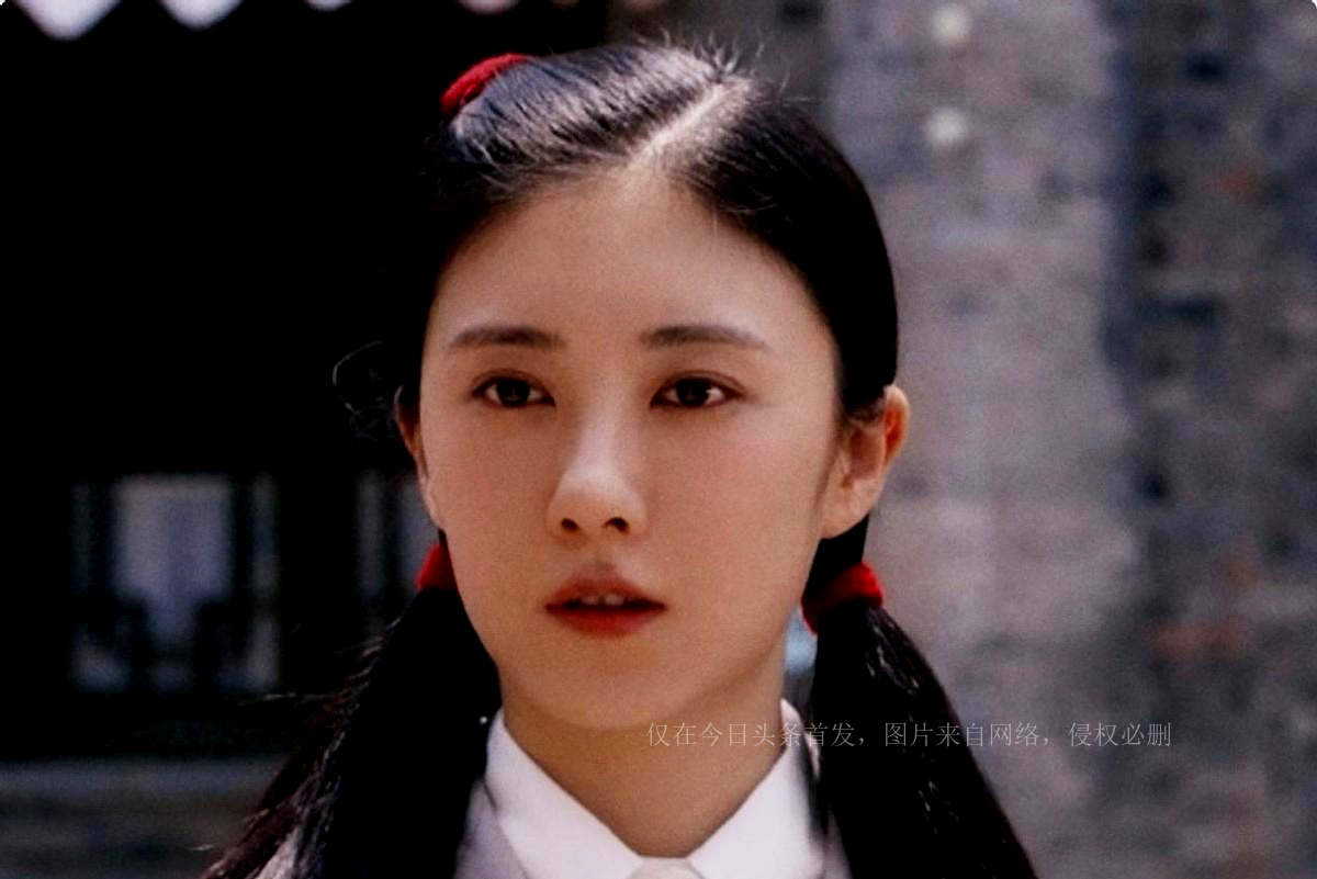 The most beautiful co-star in "The Sea in My Dreams": Guan Xiaotong's ...