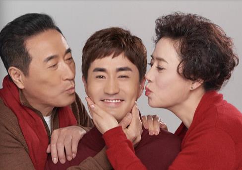 Yang Lixin's son Yang Jue: 35 years old and still unmarried, it is his ...