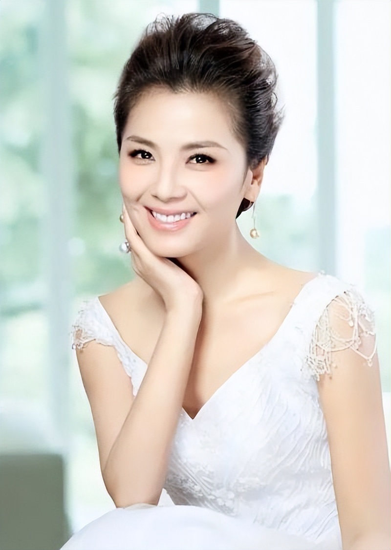 Lin Bao-Oriental Charm - iNEWS