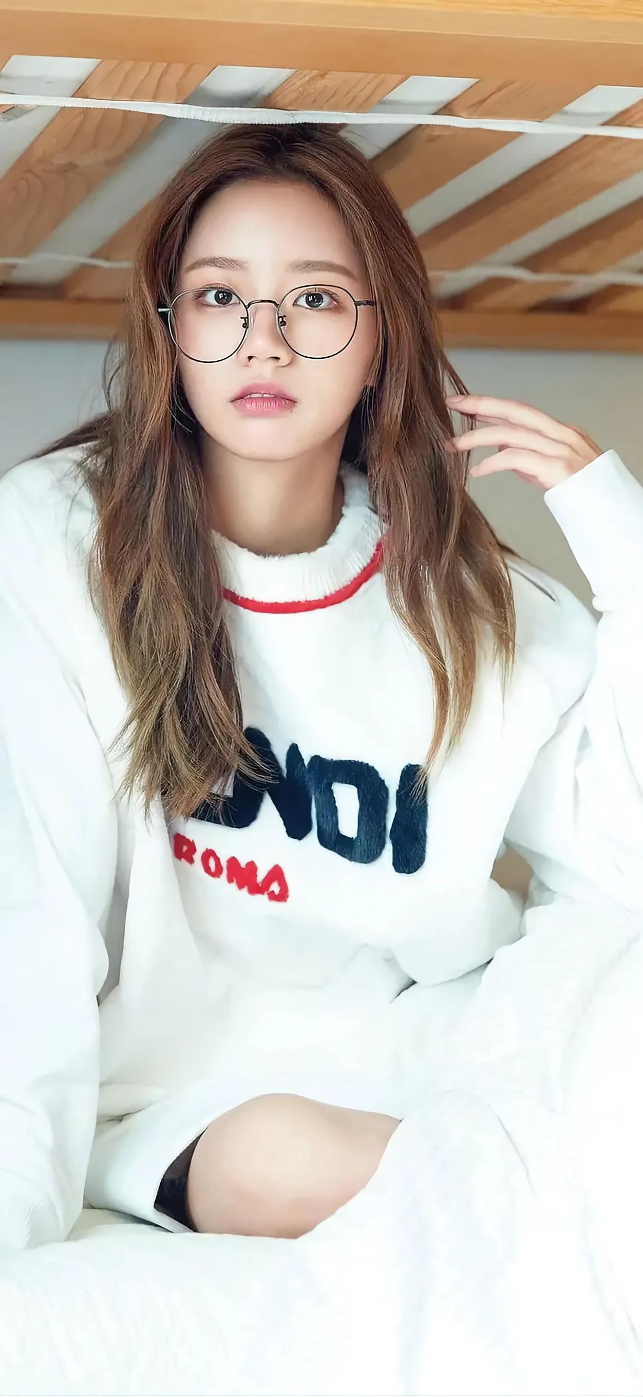 Li Huili Photo Album - iNEWS