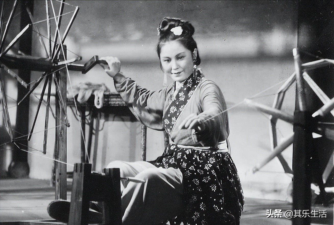 The comparison of the appearance of the 7th edition of "Seven Fairies ...