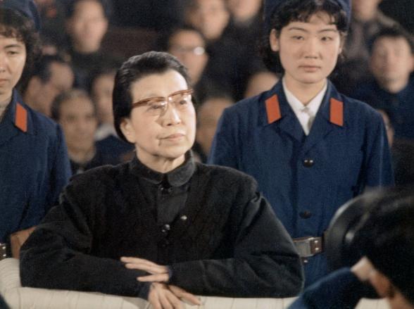 Jiang Qing was sentenced to death with a suspended sentence. He likes ...