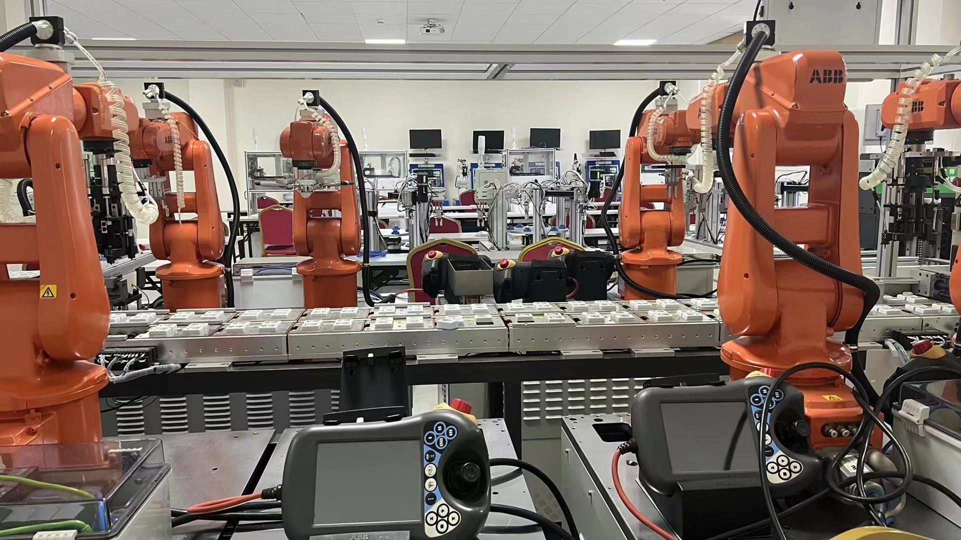 Application Analysis of PLC Technology in Industrial Automation - iMedia