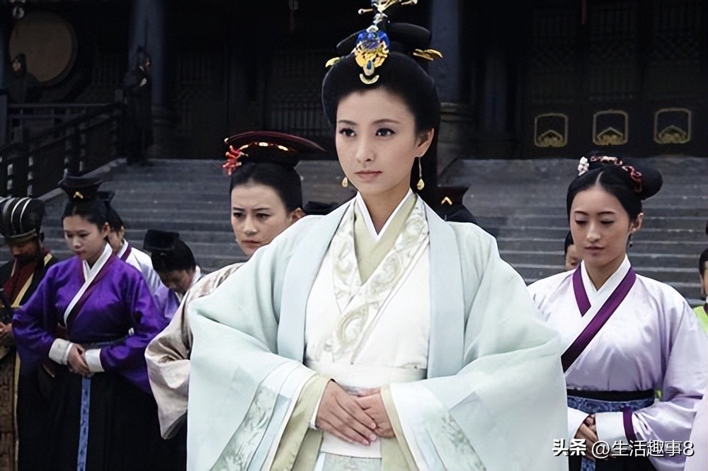 How did Li Yuan send his pregnant sister into the palace and dedicated ...