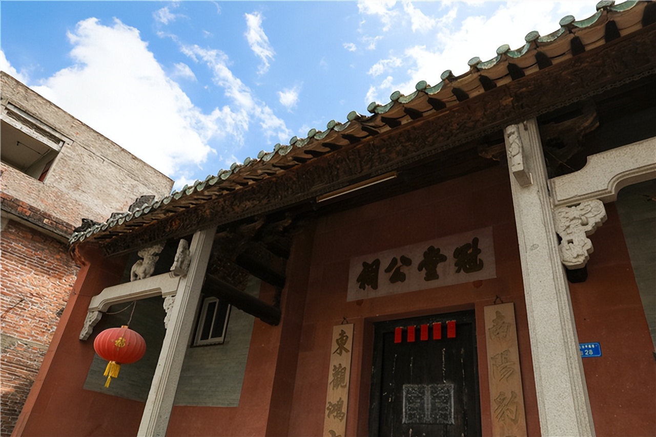 The Story of the Ancient Village by the Qishi River (2) - iNEWS