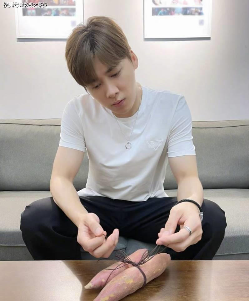 The original prostitute was arrested? Li Yifeng was removed from the Mid-Autumn Festival Gala ...