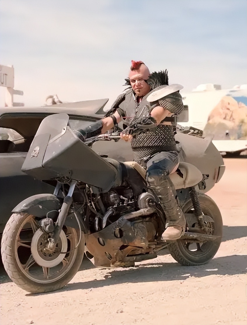 The Influence and Enlightenment of "Mad Max" Series Movies - iMedia