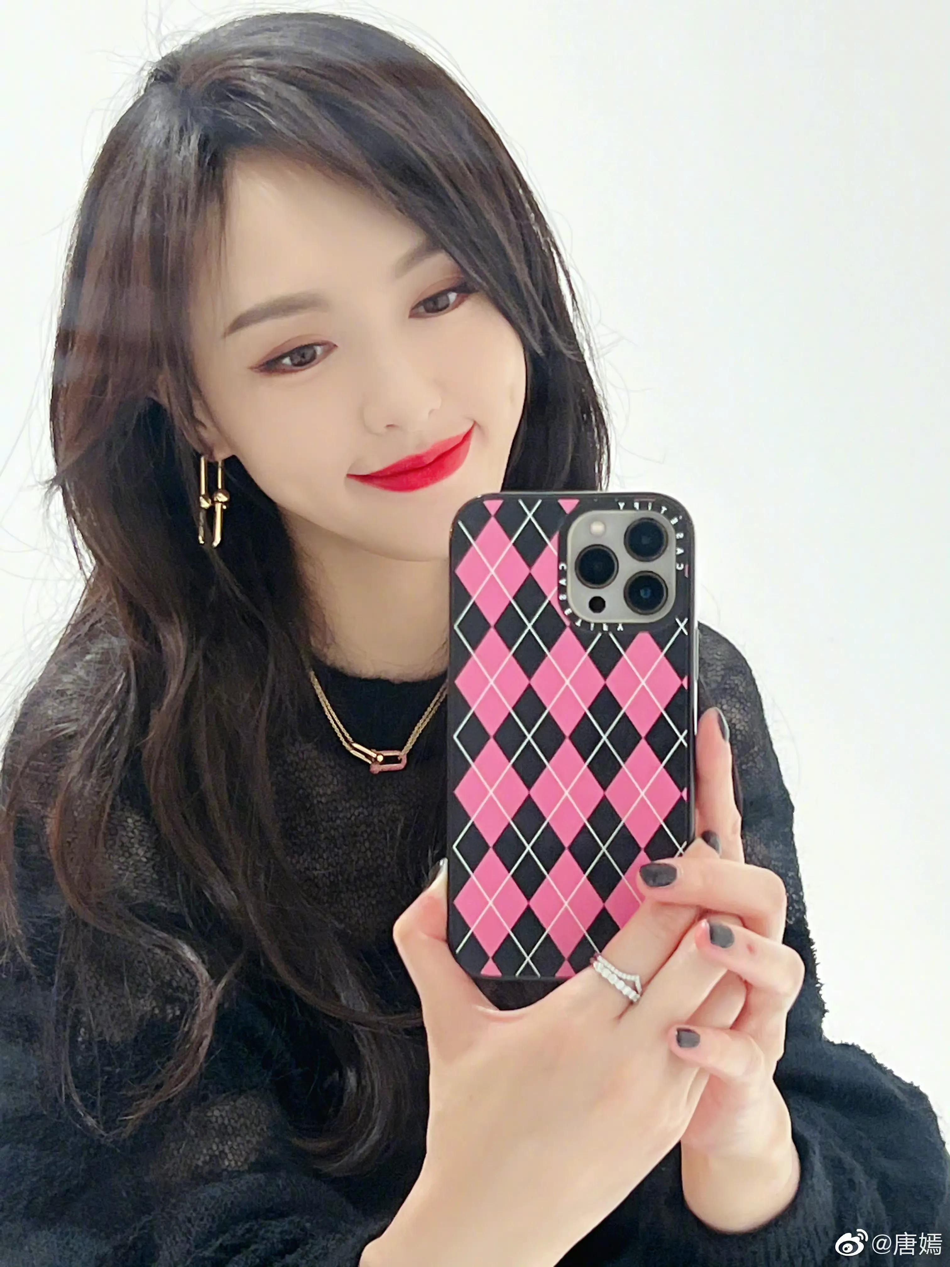 Actor - Tang Yan - iNEWS