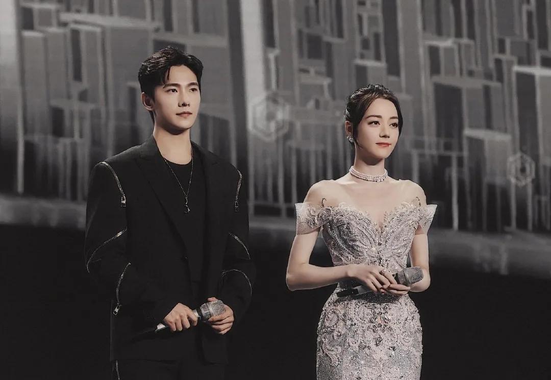 Small gossip, tf, Yang Yang, Jiang Shuying, Chen Feiyu, Xi Mengyao - iNEWS