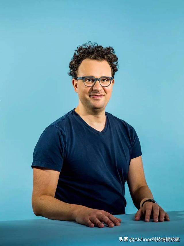 Behind Claude, which is co-rooted with GPT, there is such a team - iMedia