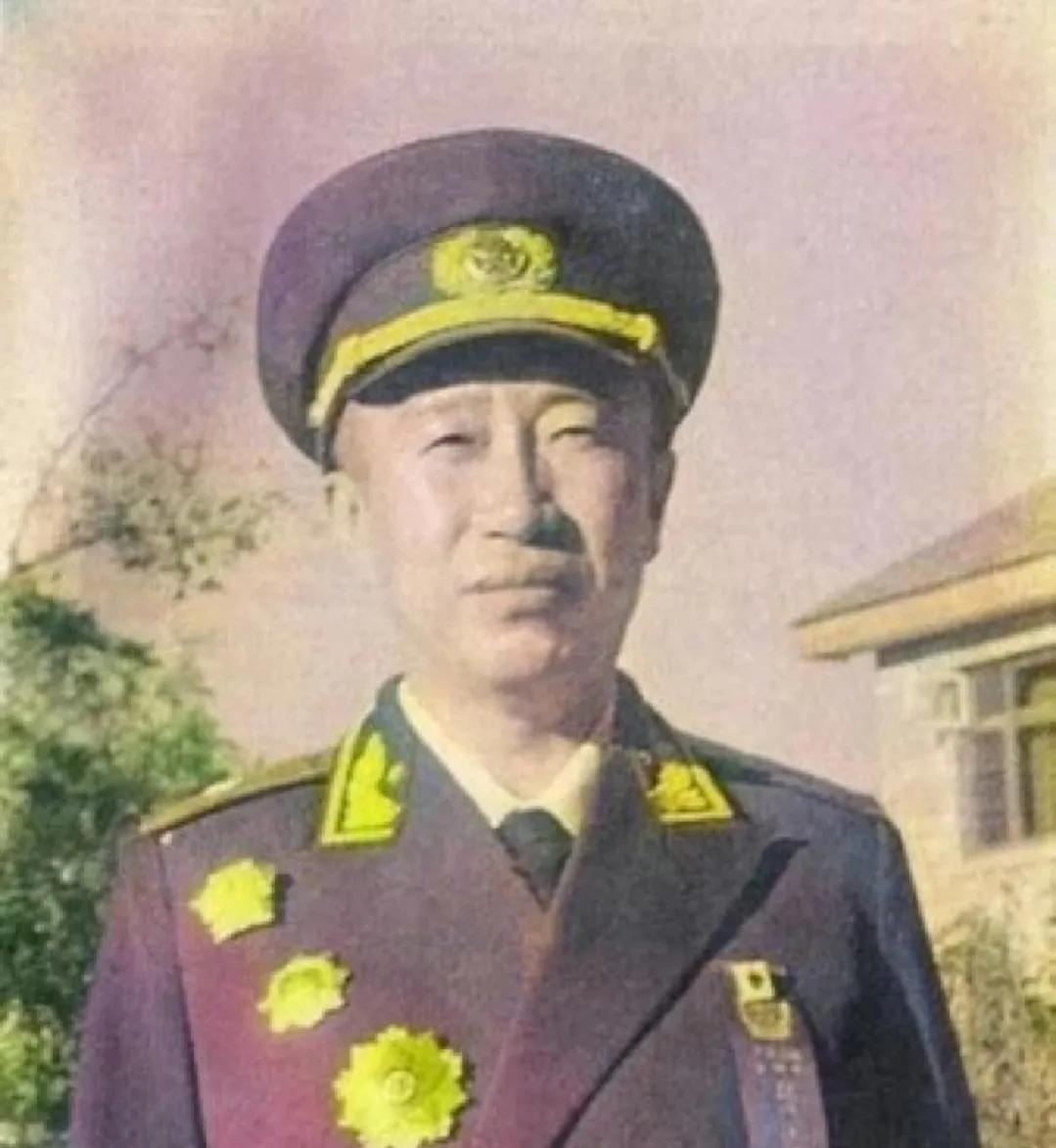 Who is the most powerful founding major general in war? 7 generals ...