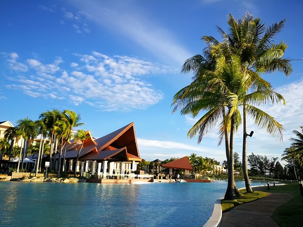 The Development of Brunei Empire's Early Political System and Its ...