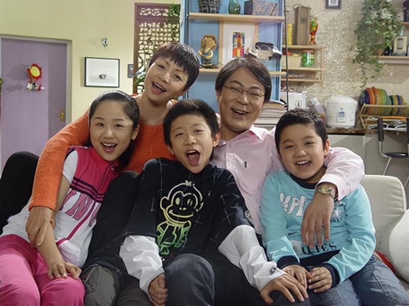 You Haoran, who made his debut as a child star, has already embarked on ...
