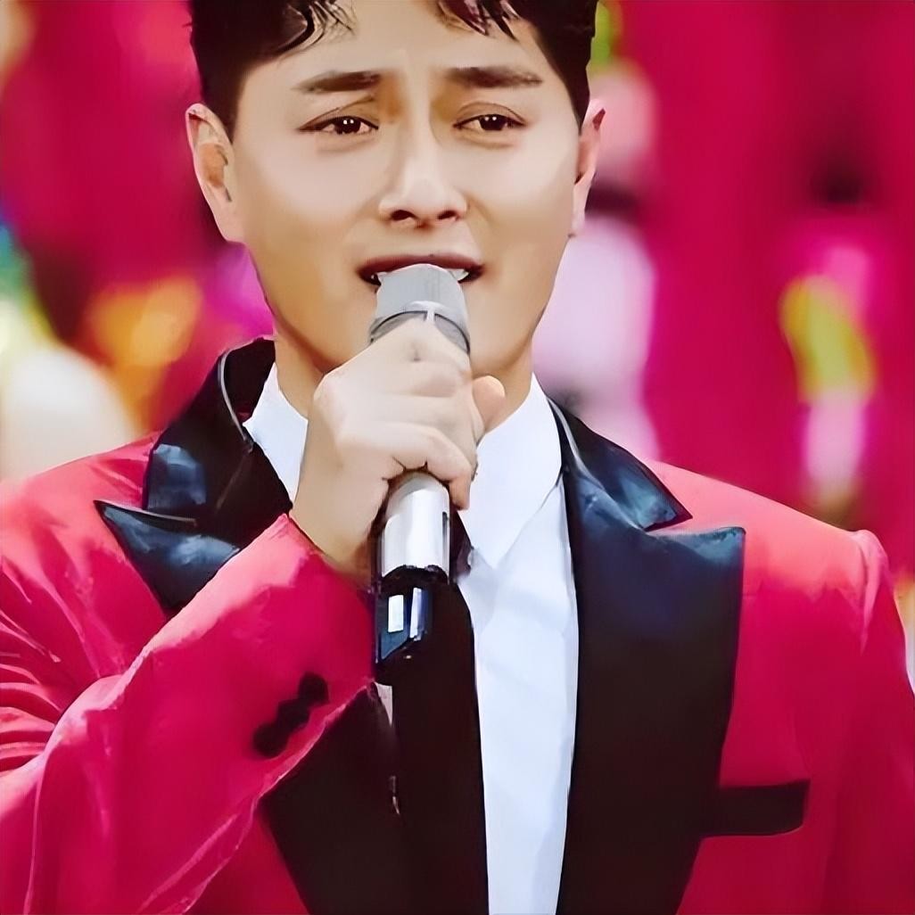 Divorced for 6 years, the situation of the two is very different! One ...