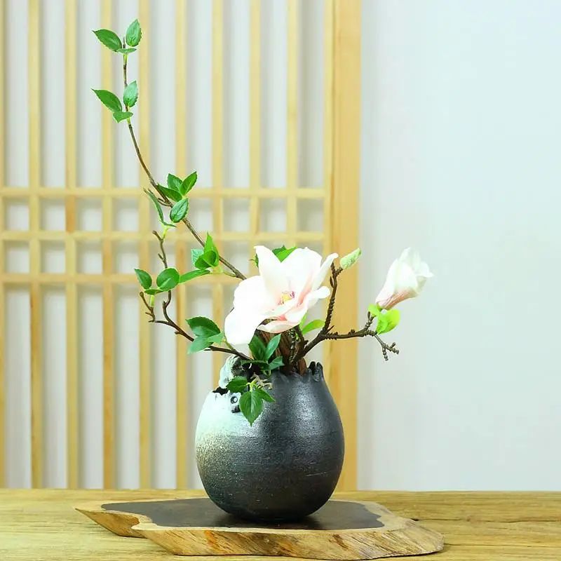 Understanding Chinese Floral Art from the Six Flower Vessels - iMedia