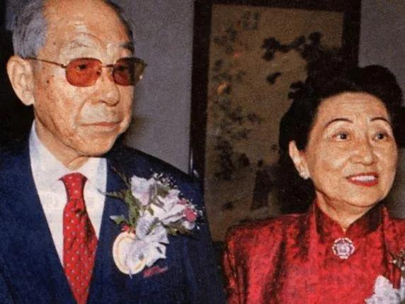 You know how much Zhao Yidi loves her General Zhang, and she has never ...