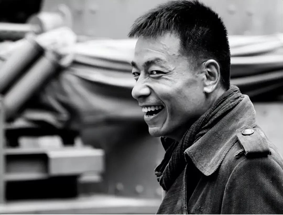 Wang Ting: A professional hero, broke with his father for filming, married his young wife at the ...