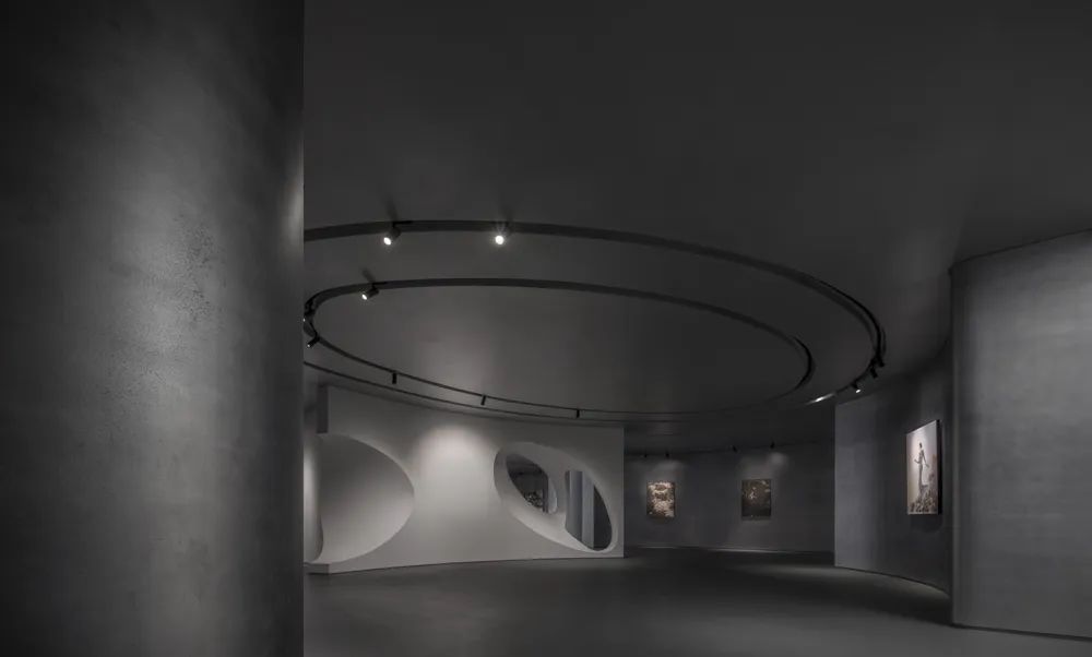 Portrait Butler in the "Cloud" Era: Dingji Photography - Media Asia Art ...