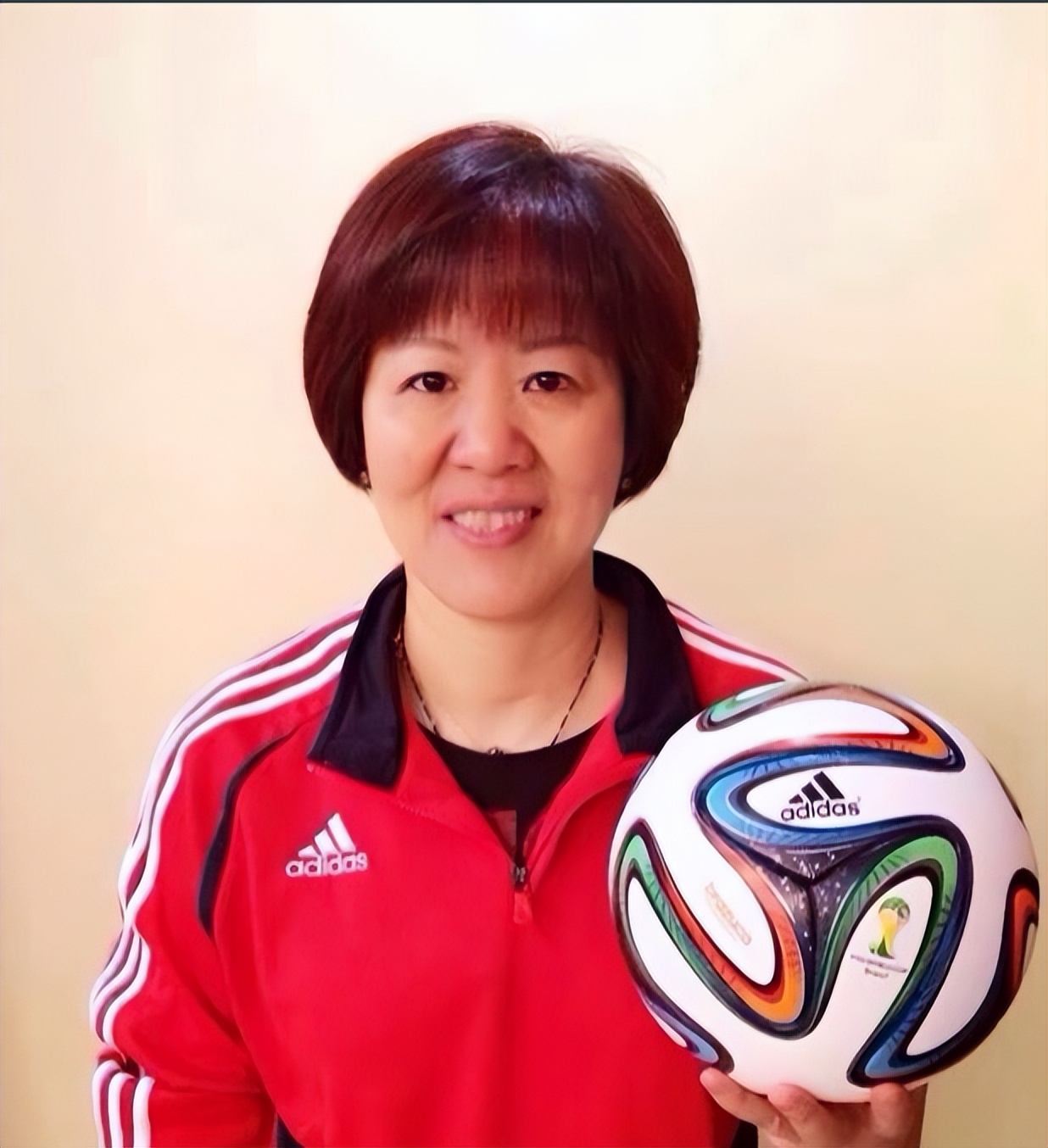 Lang Ping's daughter Bailang: Although my parents are divorced, they ...