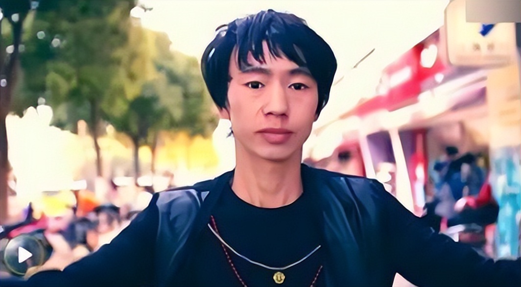 Pang Mailang, a man known as the poor man's version of Hua Chenyu - iNEWS