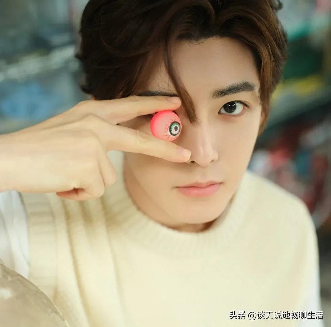Why many people like the handsome actor Hou Minghao is super handsome ...