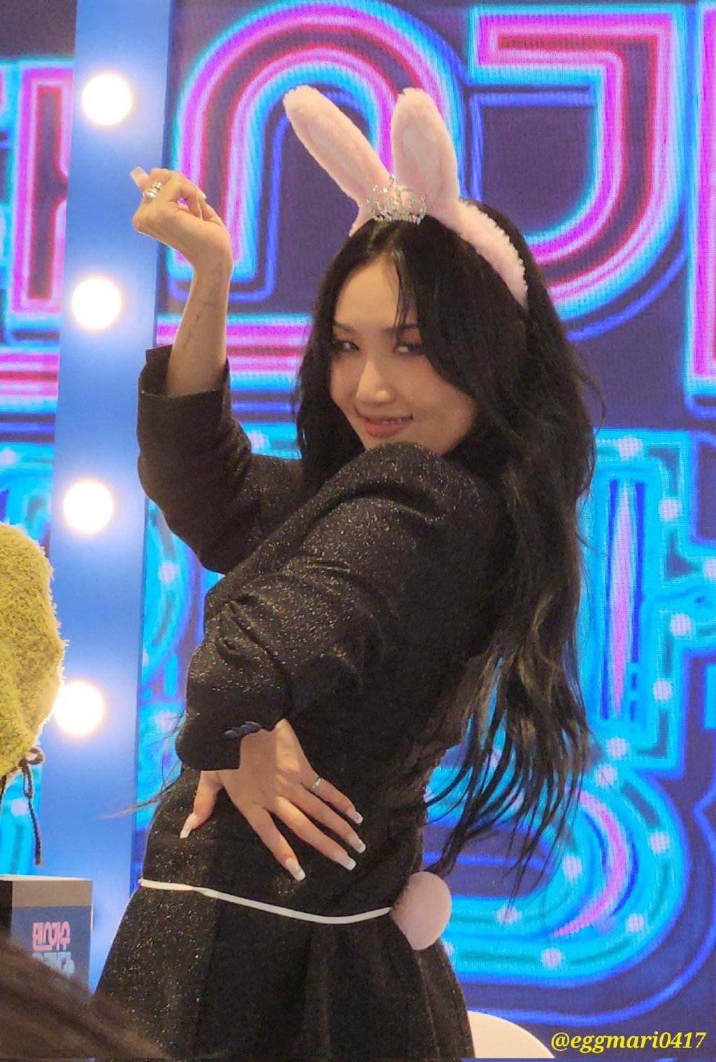 Korean female singer, the stage of the university celebration caused ...