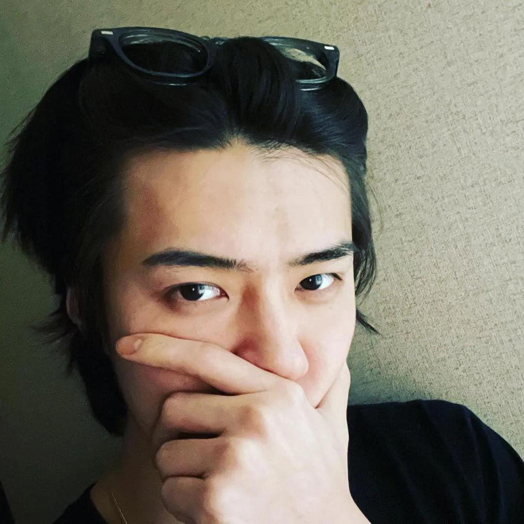 EXO Wu Sehun's selfie, Sehun's selfie is always more amazing than selfie - iNEWS